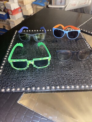 Minecraft Pixel Sunglasses And 3 Extra Pairs For Free | eBay