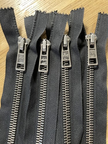 RiRi Zipper M8, 1 Way Sep. End, Blackened White bronze, 2110 Twill, 26 ...