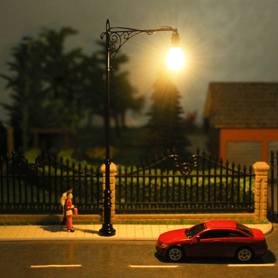 LQS73HO 5pcs Model Railway Train HO Scale Lamp Post 10cm Street Lights ...