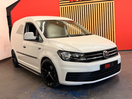 VOLKSWAGEN CADDY 2019 VAN 2.0 TDI WHITE VW ++ LOW MILEAGE ++ NO VAT ...