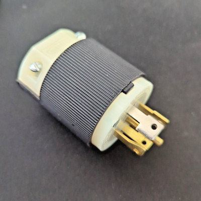 Plugs - 120 208V 3 Phase