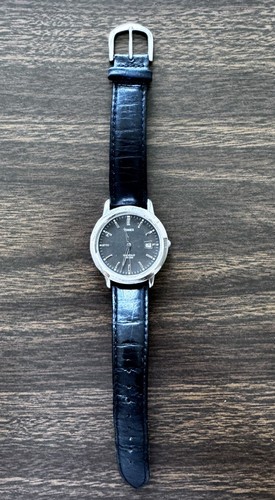 Vtg Timex Indiglo 30M WR Quartz Watch Genuine Leather Strap Water ...