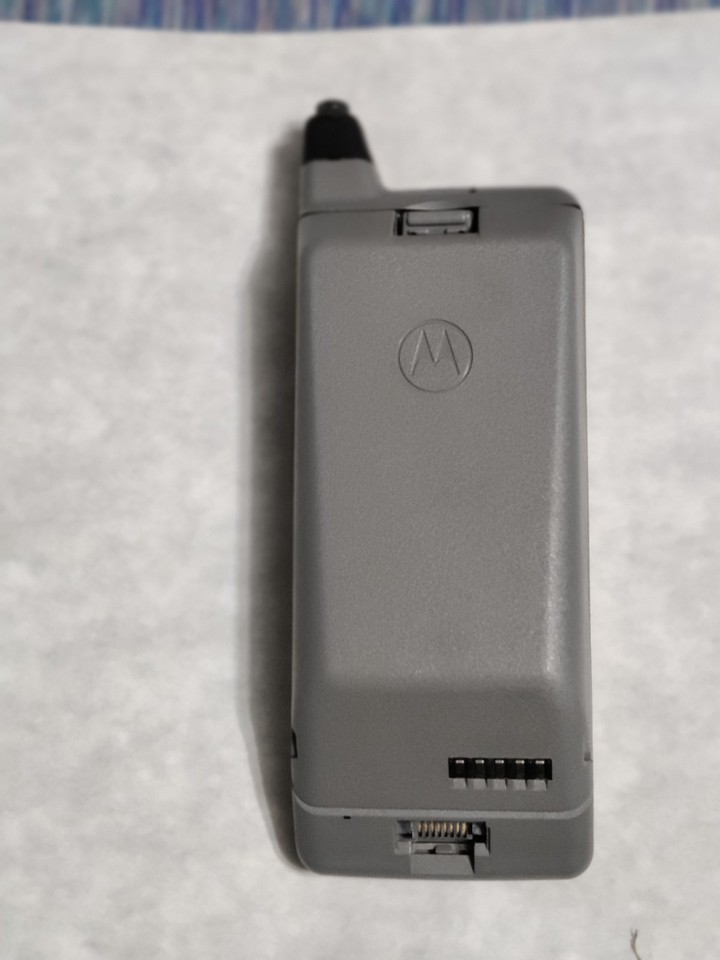 Motorola Micro TAC Piper E Flip Phone Vintage With Original Box Brand ...