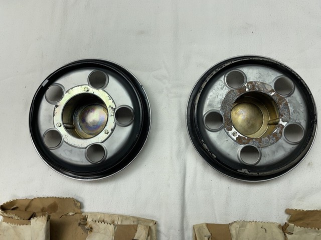 NOS 1966-1968 Pontiac GTO Rally 1 Center Caps Pair (2) 9785501 for sale ...