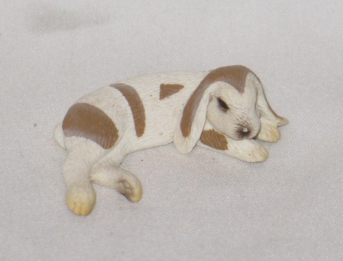 Schleich BABY Rabbit Bunny lying down lop ear brown and white | eBay