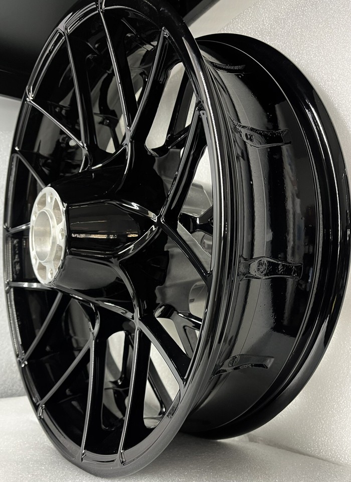 Harley CVO FUGITIVE STREET GLIDE CUSTOM BLACK Wheels Touring 2020 -23 ...