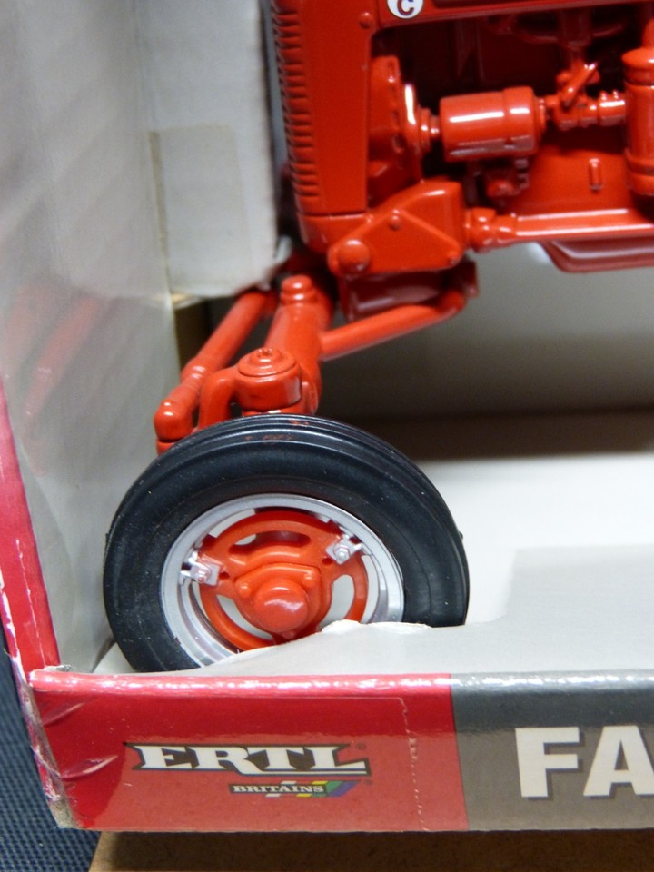 ERTL Britains Farmall Super C Wide Front 1/16 Tractor – 2006 Diecast ...