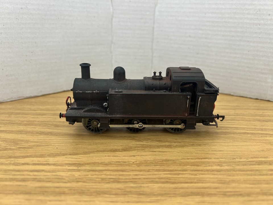 TRI.ANG 00 Gauge Weathered Tank Locomotive R52. | eBay UK