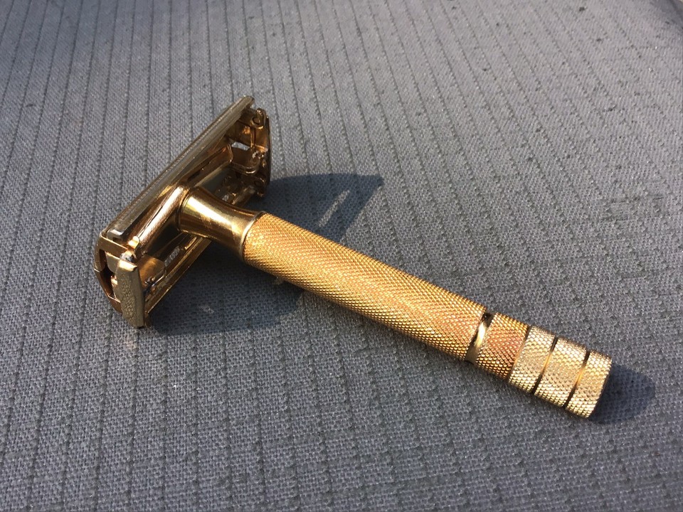 VINTAGE GOLD GILLETTE SAFTEY RAZOR | eBay