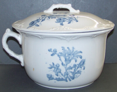 Chamber Pots - Chamber Pot W Lid