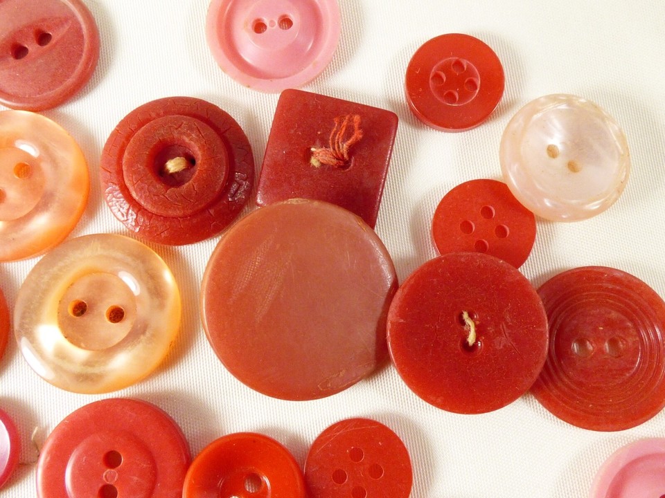 VTG Mixed size lot of Red color Fun 55 pc Plastic Sewing Buttons for ...