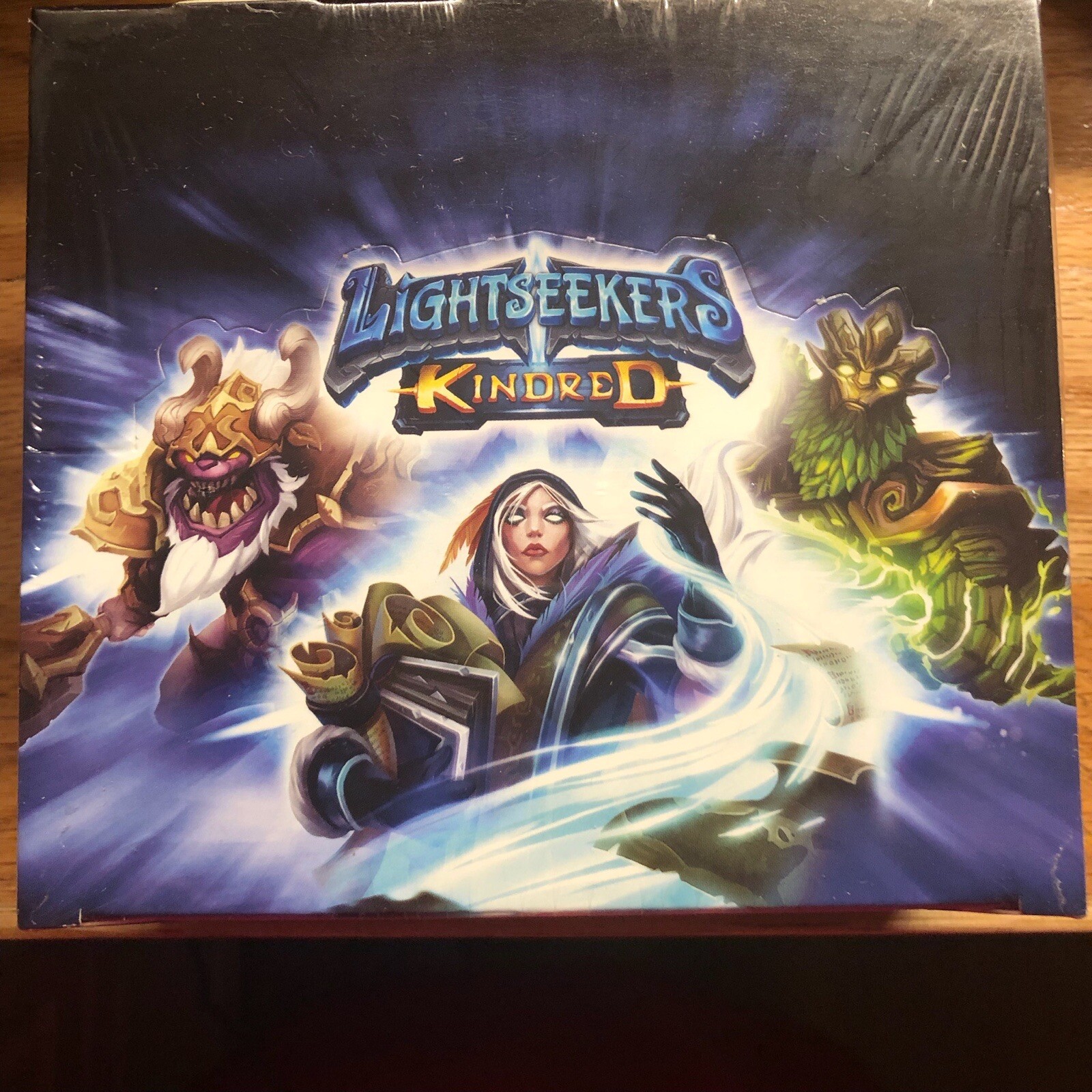LIGHTSEEKERS KINDRED TRADING CARDS WAVE 3 BOOSTER BOX - Brand New AUG ...