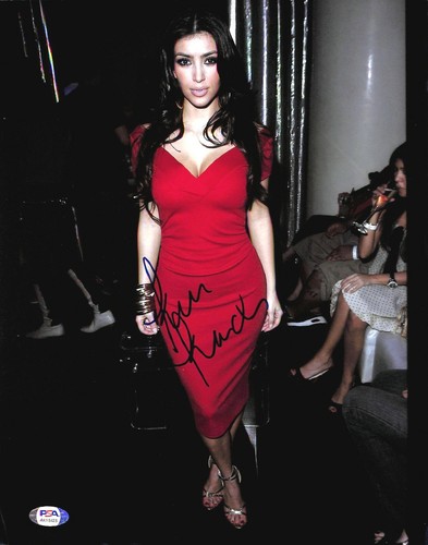 ABSOLUTELY STUNNING!!! Kim Kardashian Signed Autographed 11x14 Photo ...