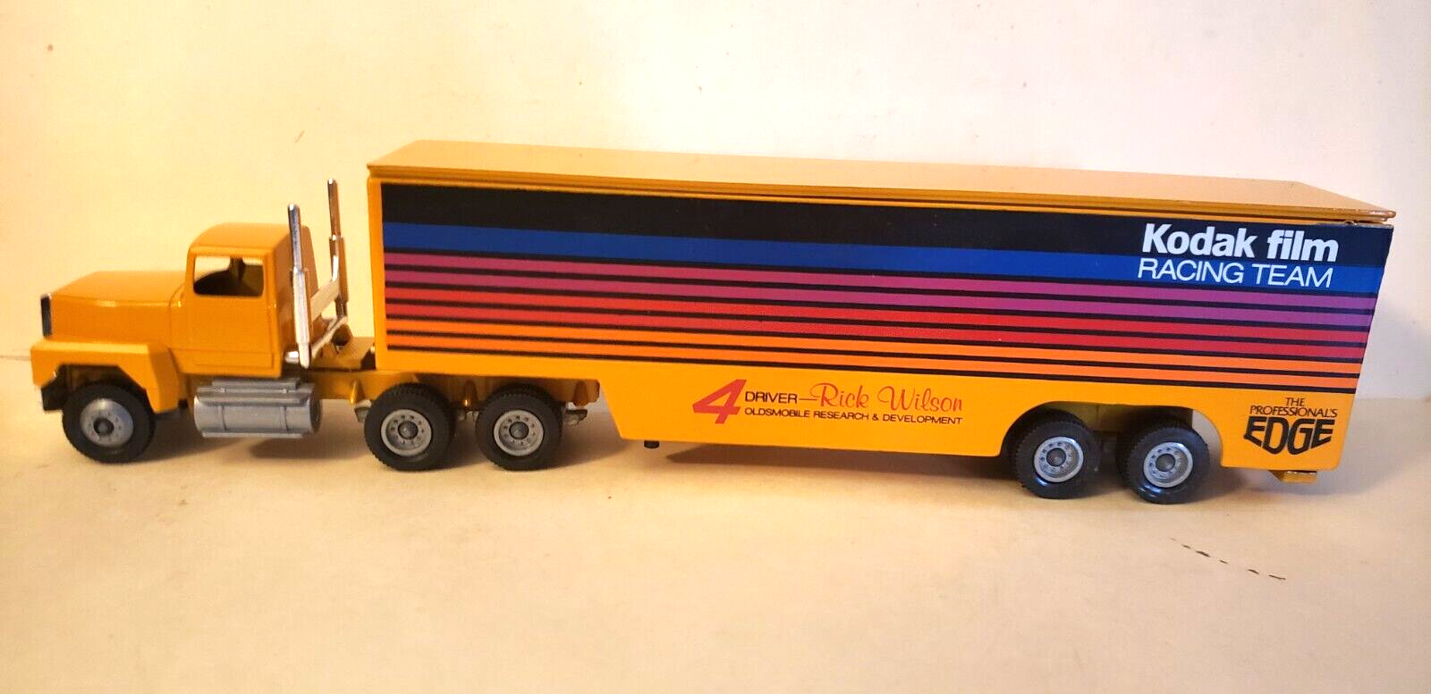 Winross Kodak Film Racing Team Tractor Trailer 1:64 Yellow Truck in ...