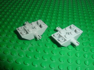 2 x LEGO Oldgray slope ref 30390 / Set 7419/4711/6471/4726/4612/7423 ...