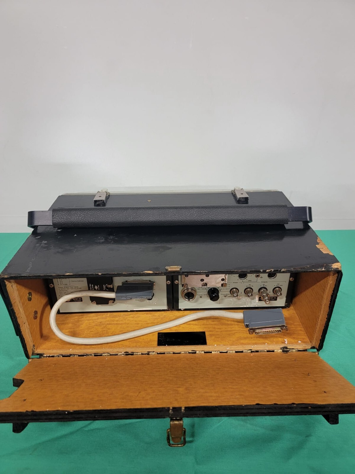 Bruel & Kjaer Noise Level Analyzer Type 4426 and Alphanumeric Printer ...