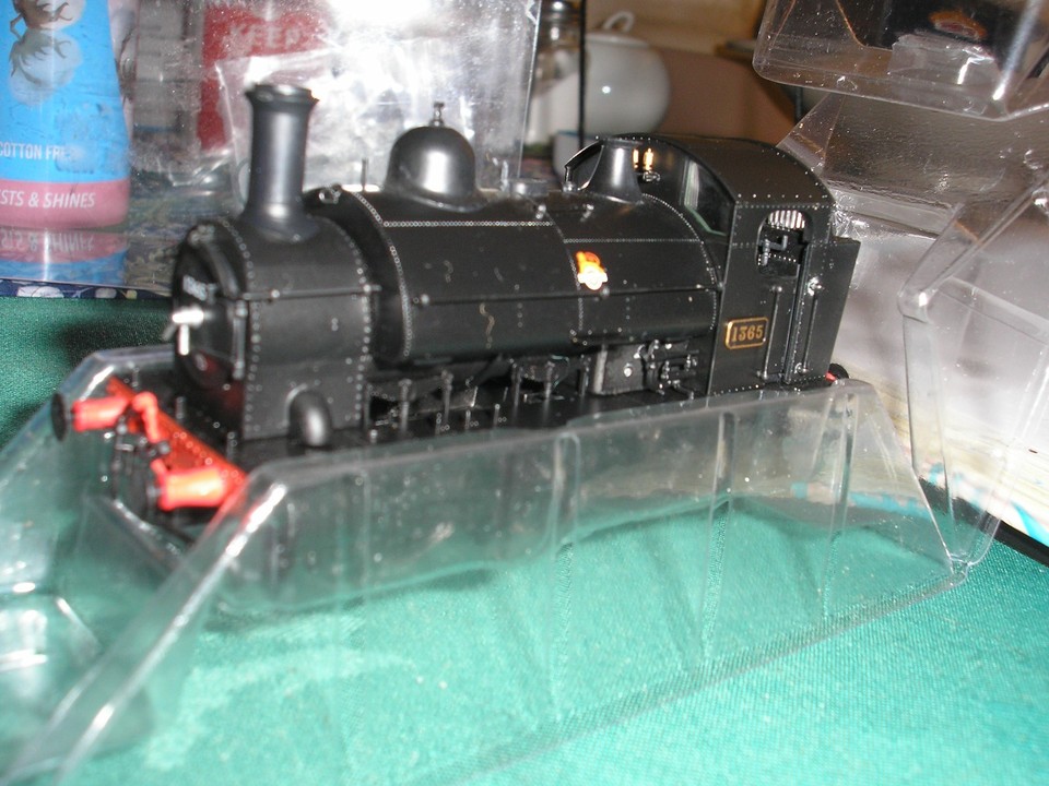 Heljan 00 Gauge 1303- GWR 0-6-0ST 1365 in BR Black -Boxed | eBay UK