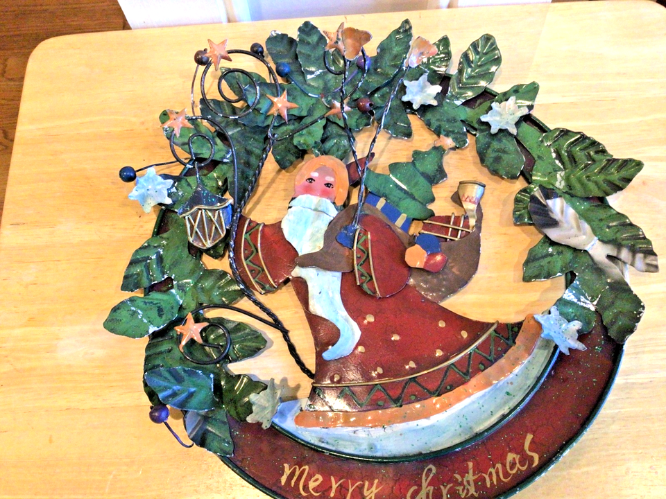 Christmas santa dry Christmas wreath Metal for door or wall, very cool ...