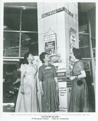 AUDREY DALTON JOAN ELAN THE GIRLS OF PLEASURE ISLAND 1953 PHOTO ...