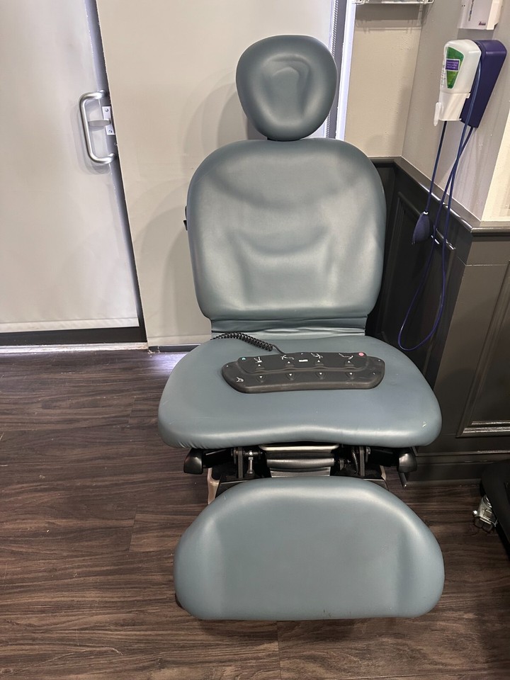 Midmark 630 Procedure Chair | eBay