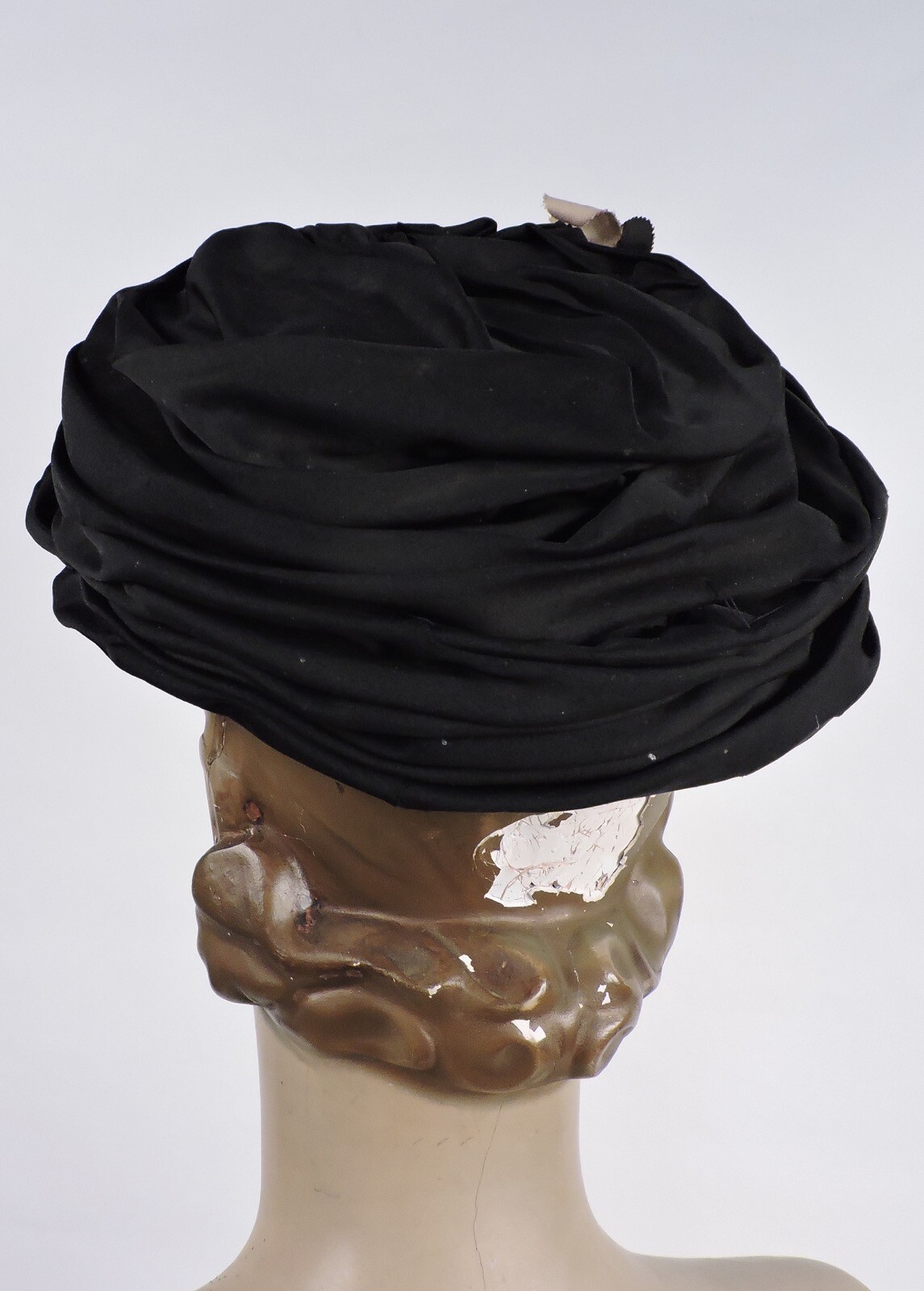 VICTORIAN 1890’S BLACK RUCHED SILK WIRED TORQUE HAT W LEAVE TRIMS | eBay