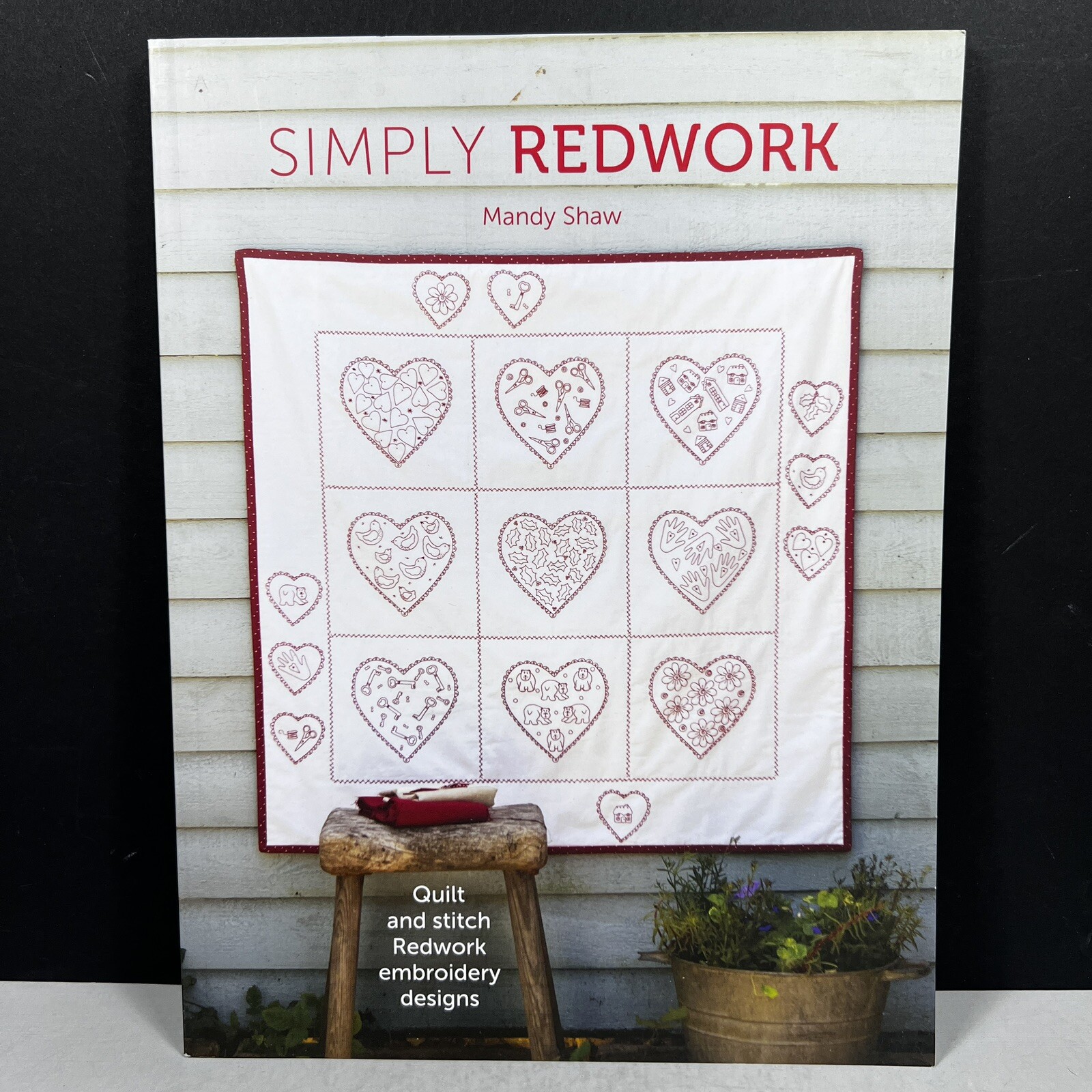 Simply Redwork : Quilt and Stitch Redwork Embroidery Designs by Mandy ...