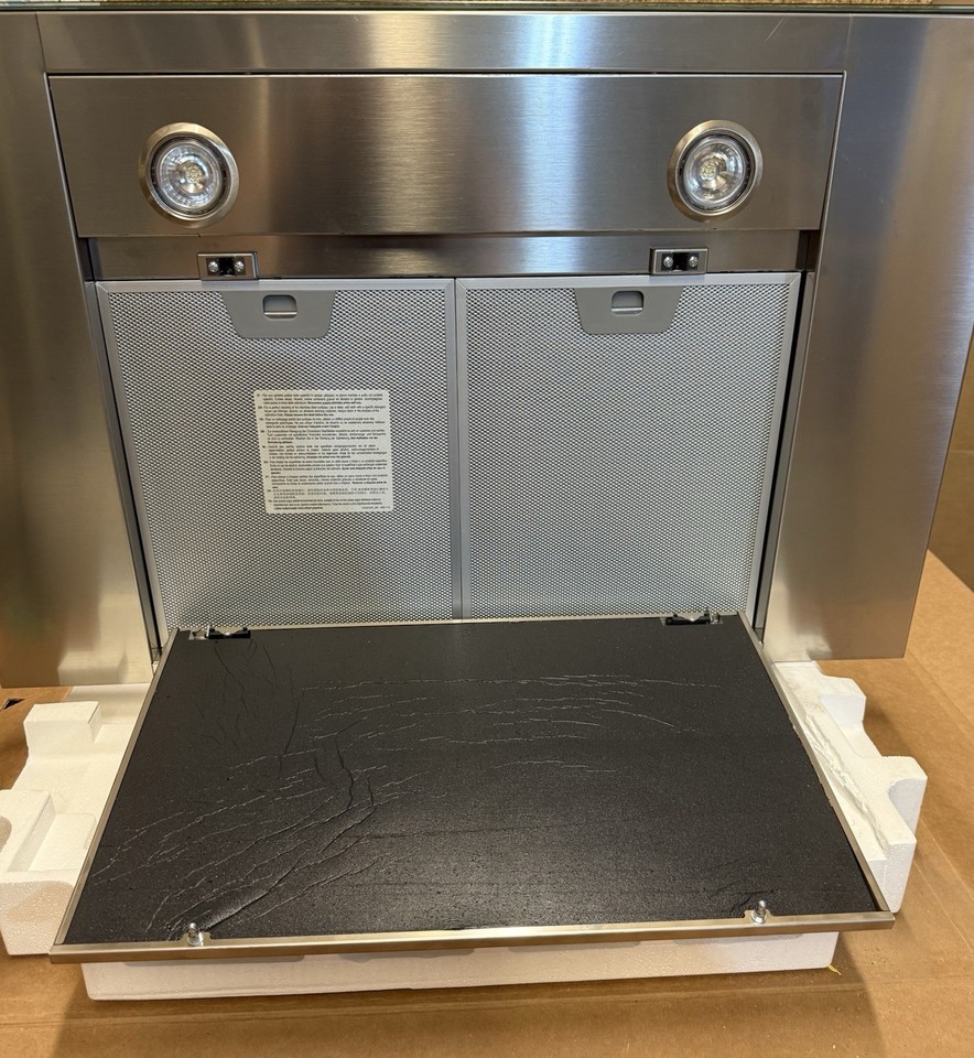 Wolf 30" Wall Mount Range Hood VW30B Black Glass & Stainless Steel ...