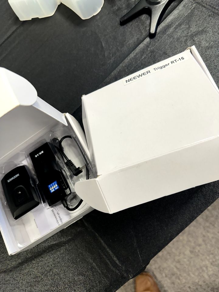 Neewer Wireless Studio Flash RT-16 16 Channel Trigger with Receiver | eBay