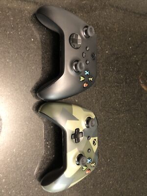 two xbox one controllers | eBay