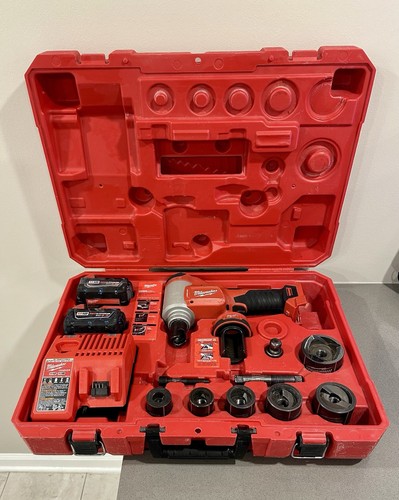 MILWAUKEE 2676-22 FORCE LOGIC M18 10-TON KNOCKOUT TOOL KIT - RED ...