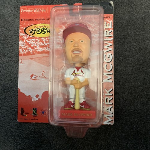 Bobbin' Bobbers Mark McGwire Bobble Head Premier Edition 1999 St Louis ...