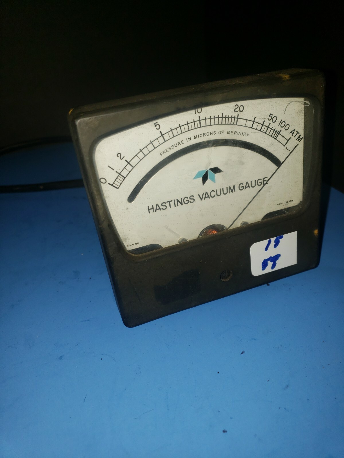 Hastings Vacuum Gauge VT5a Model 0461 Shield Meter 0-1000 Microns or 0 ...