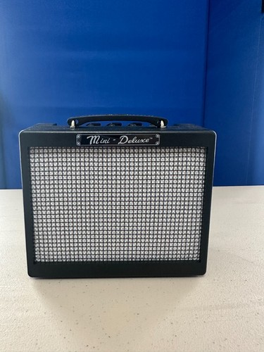 Fender Mini Deluxe MD-20 Travel Portable Electric Guitar Amplifier Amp ...