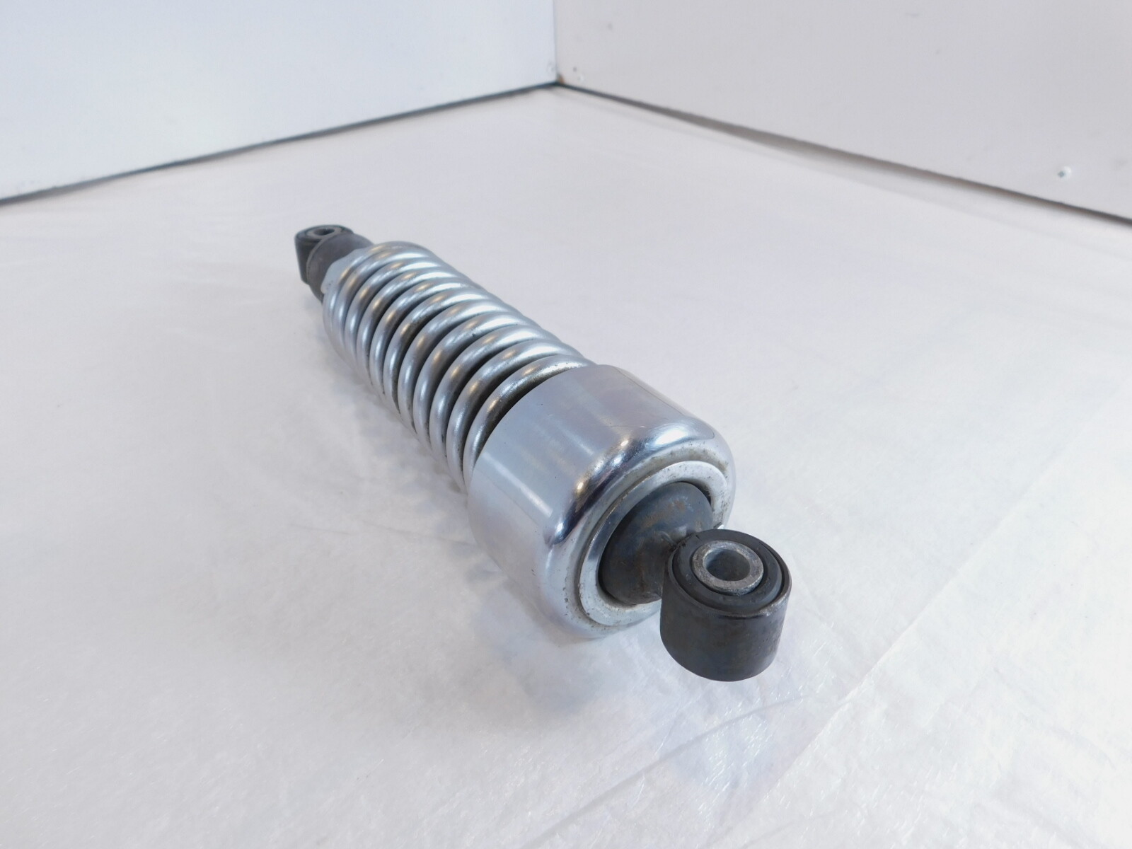 1979-1981 Harley Davidson XL Ironhead Sportster 1000 Chrome Rear Shock ...