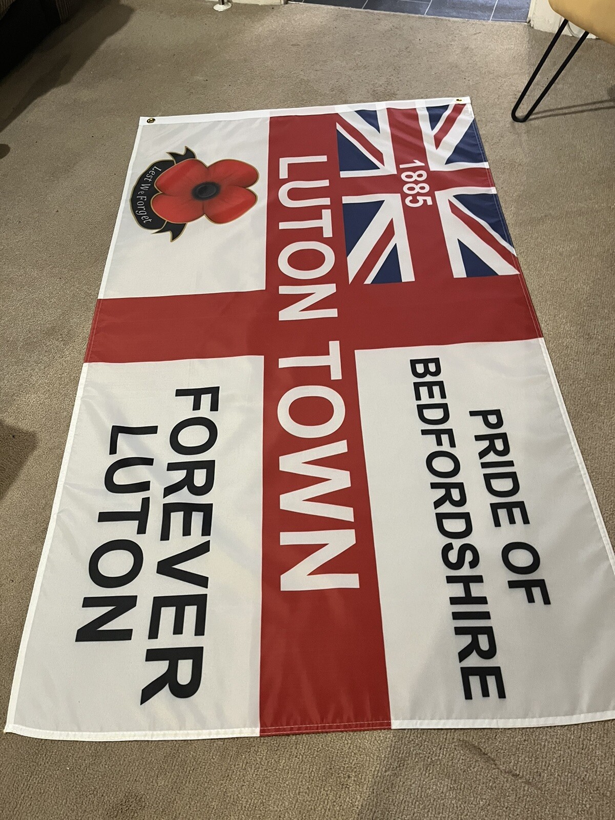 Luton Town Fc Flag 3ft by 2ft -Luton Flag Brand New Sealed Large | eBay.de