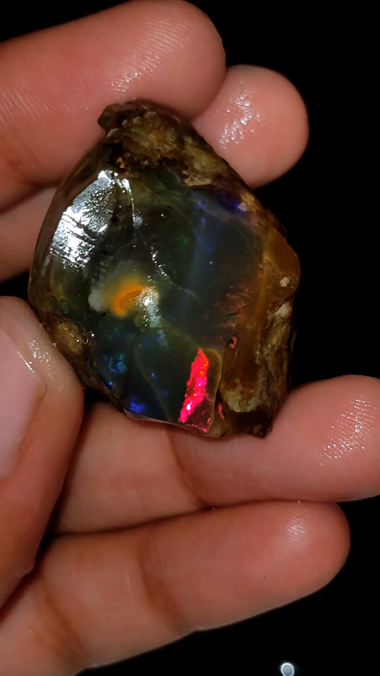 Fancy Opal 67.5 Carat Natural Ethiopian Oil Opal Rough , Fire Opal ...