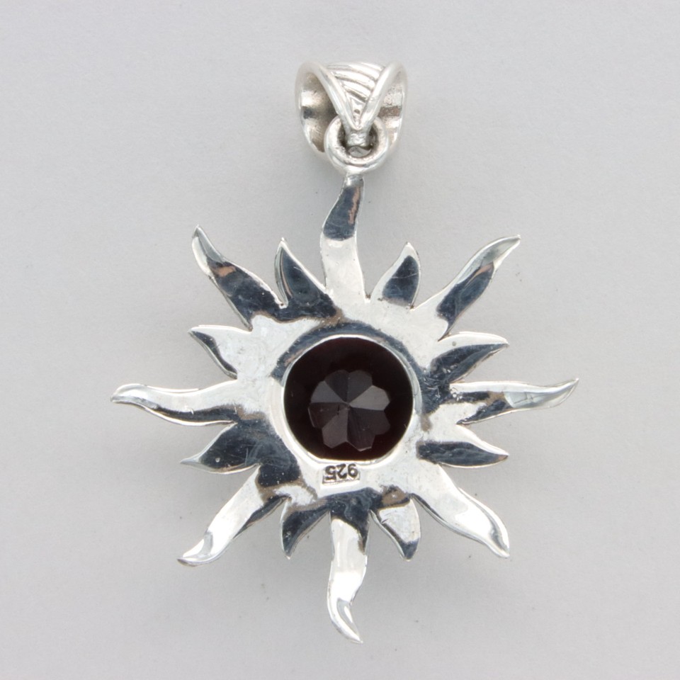 Faceted Red Round GARNET Sun / Star Pendant - 925 STERLING SILVER ...