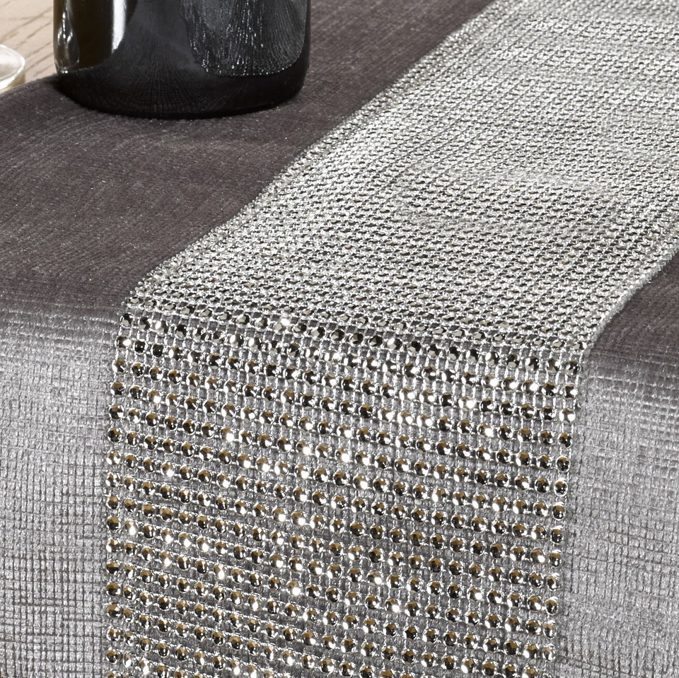 Table Runner Tasselled Soft Velvet Table Decoration Tableware - Eclat ...