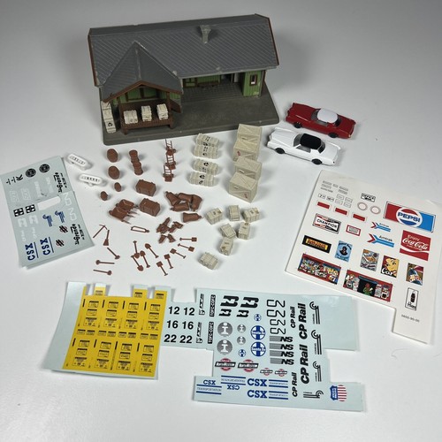 Model Power Kit 605 Silverado Railway Station Freight & Passenger ...