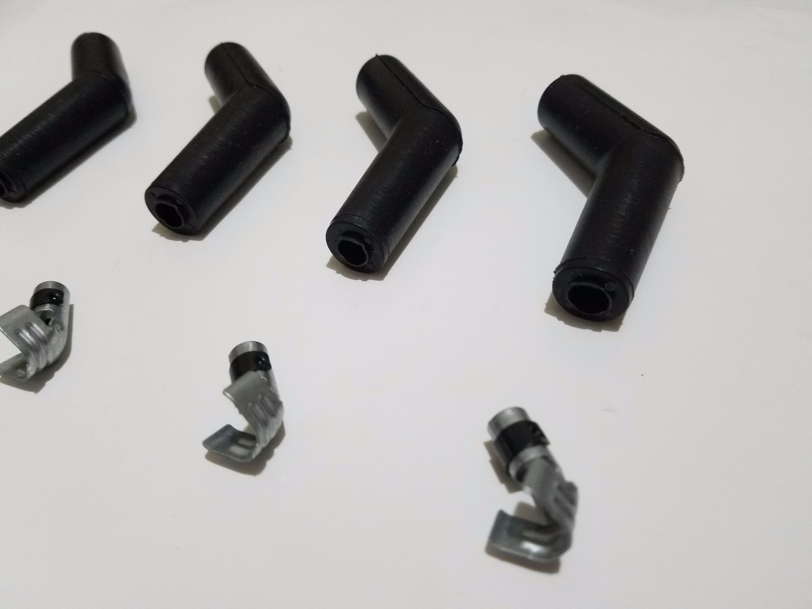 (4) pack 45 Degree Spark Plug Wire Boots With Terminals Taylor Wire 8mm ...