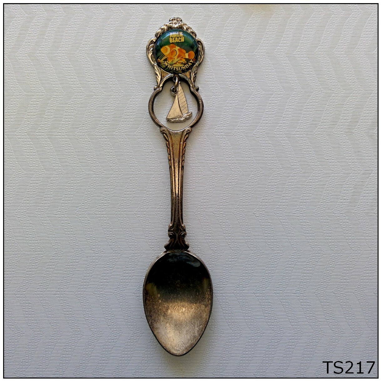Airlie Beach Whitsunday Clown Fish Sail Charm Souvenir Spoon Teaspoon ...