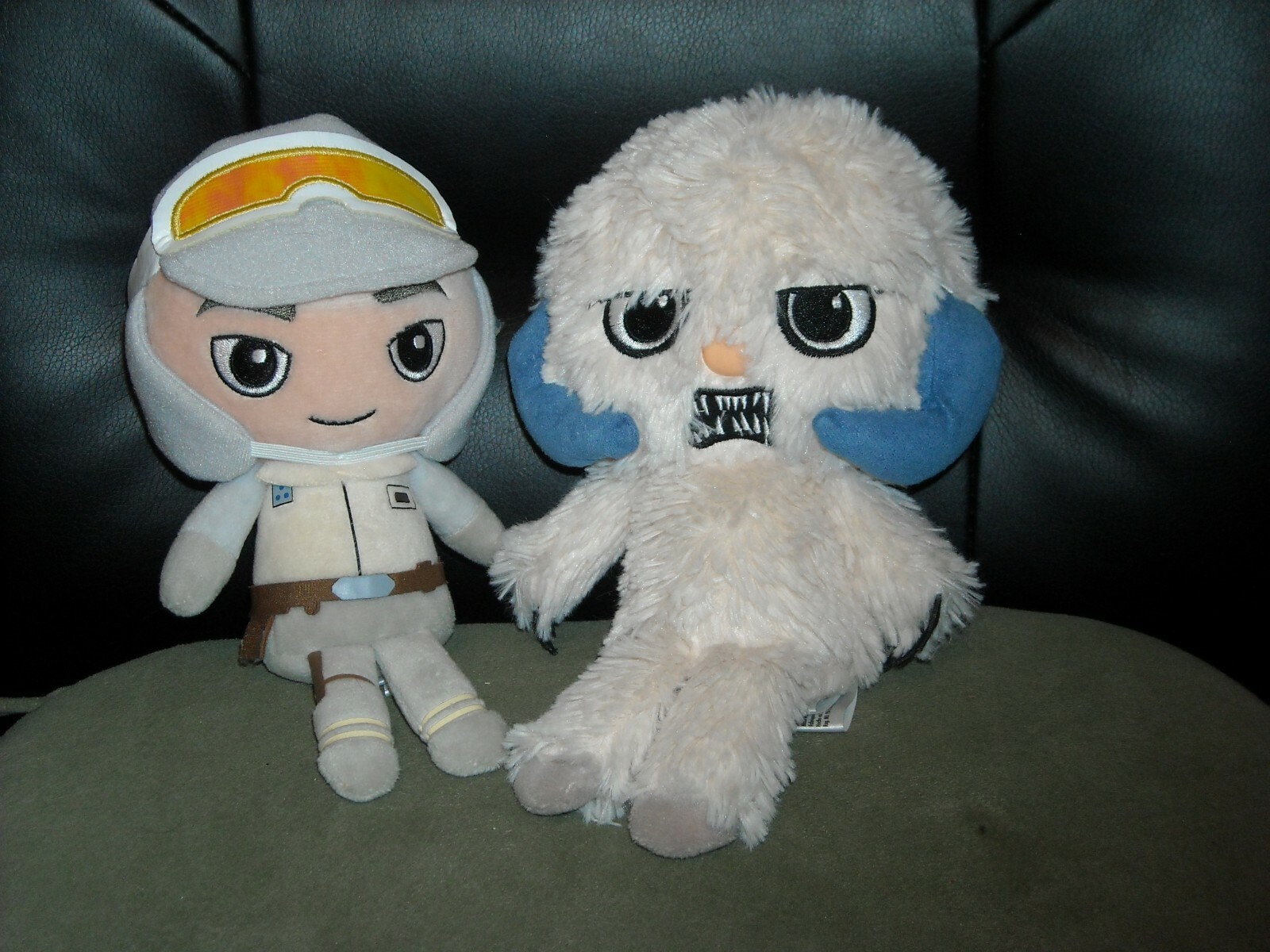 2- 2017 Funko Star wars Galactic plushies Luke Skywalker (Hoth) 8 ...