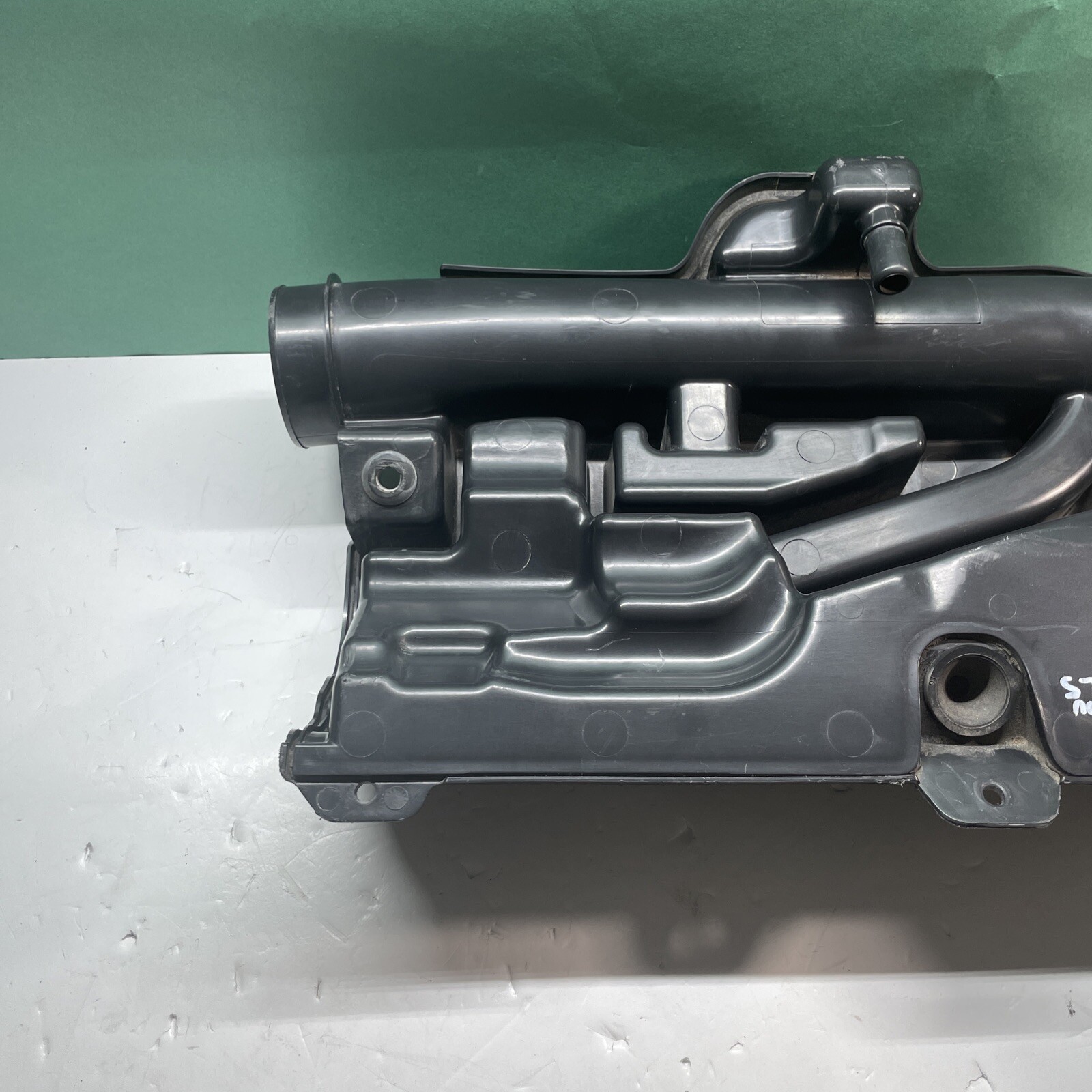 2013-2016 Chevrolet Malibu Engine Air Intake Hose duct Tube 13313804 ...