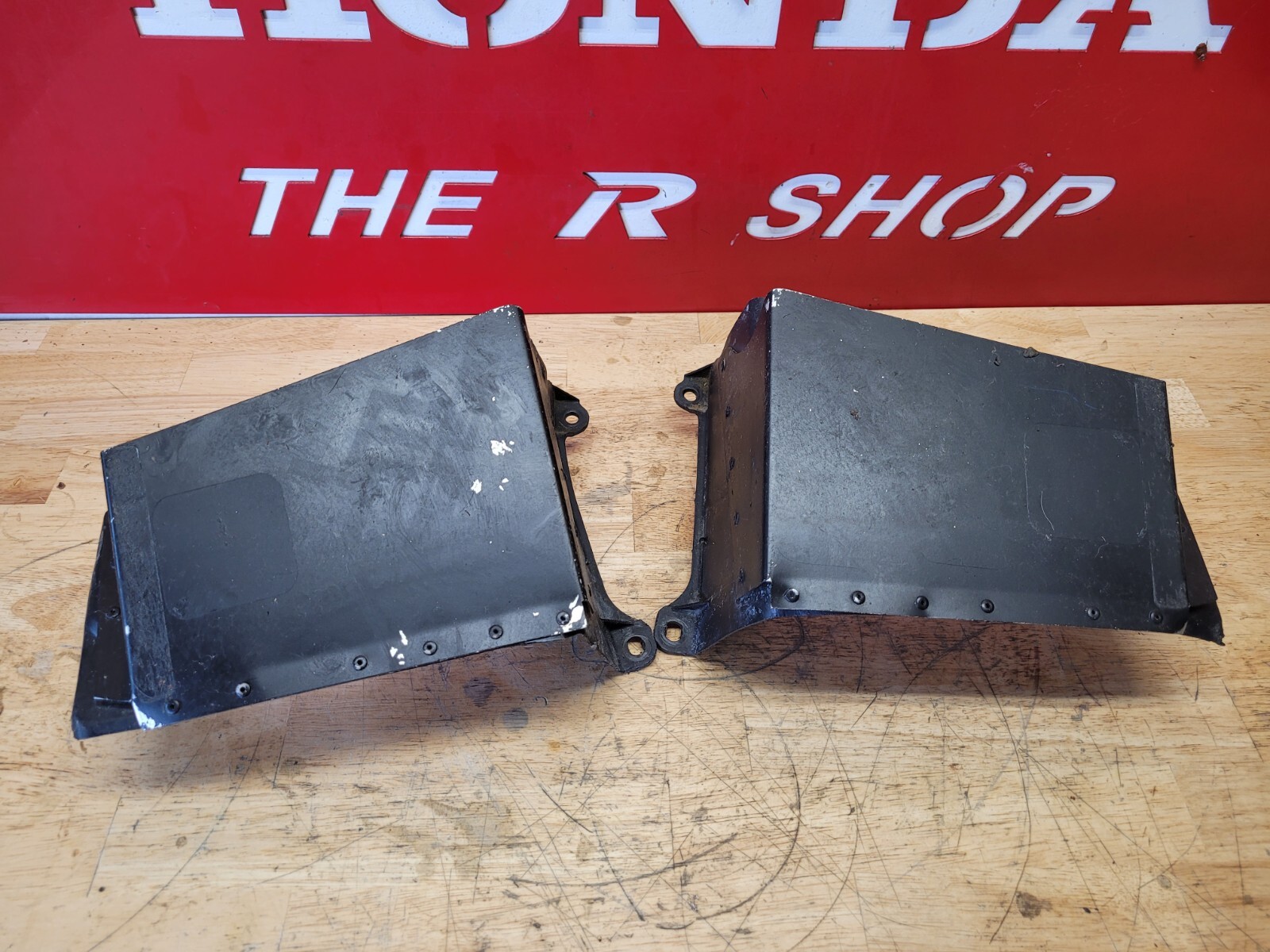Honda TRX 250R OEM 1986 1987 OMF Radiator SHROUDS **NICE** TRX250R 1988 ...