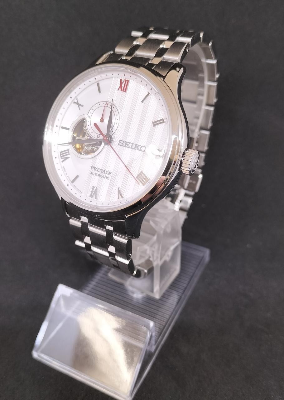 Seiko Automatic Watch Model No. 4R39 00W0 SEIKO From… - Gem