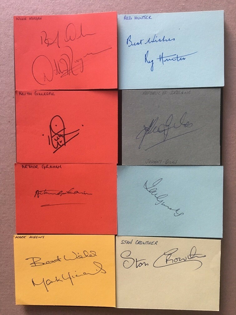 Signed card of STAN CROWTHER the former MANCHESTER UNITED Footballer ...