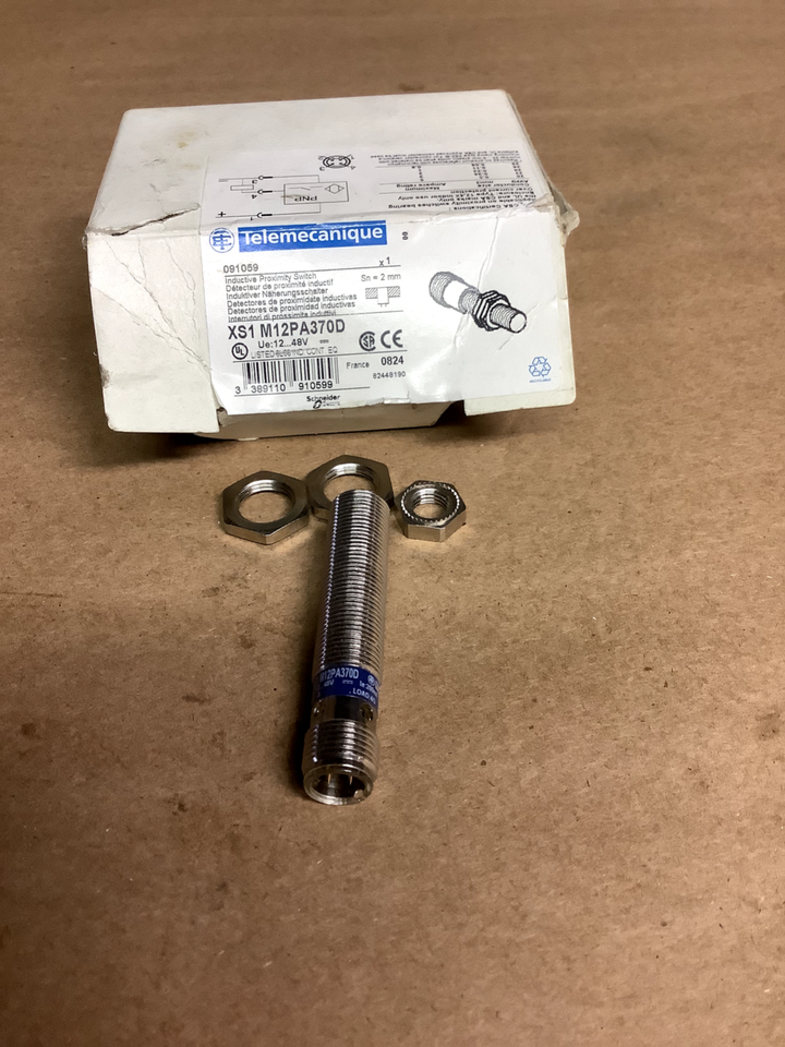 Telemecanique Inductive Proximity Switch XS1 M12PA370 | eBay