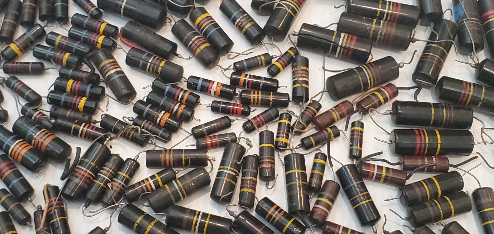 HUGE Mixed Lot Vintage Sprague Bumble Bee Bumblebee Caps Capacitors ...