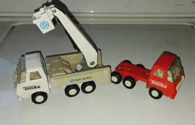 2 1970s VINTAGE TONKA BELL SOUTH METAL TRUCK WITH LIFT BUCKET & TONKA ...