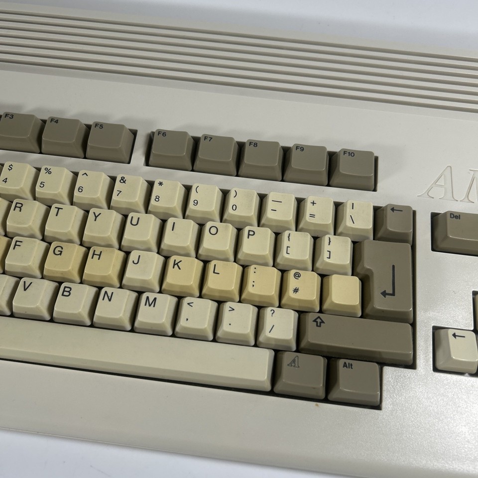 Commodore Amiga 1200 Ultimate Collectors Bundle Excellent CONDTION ...